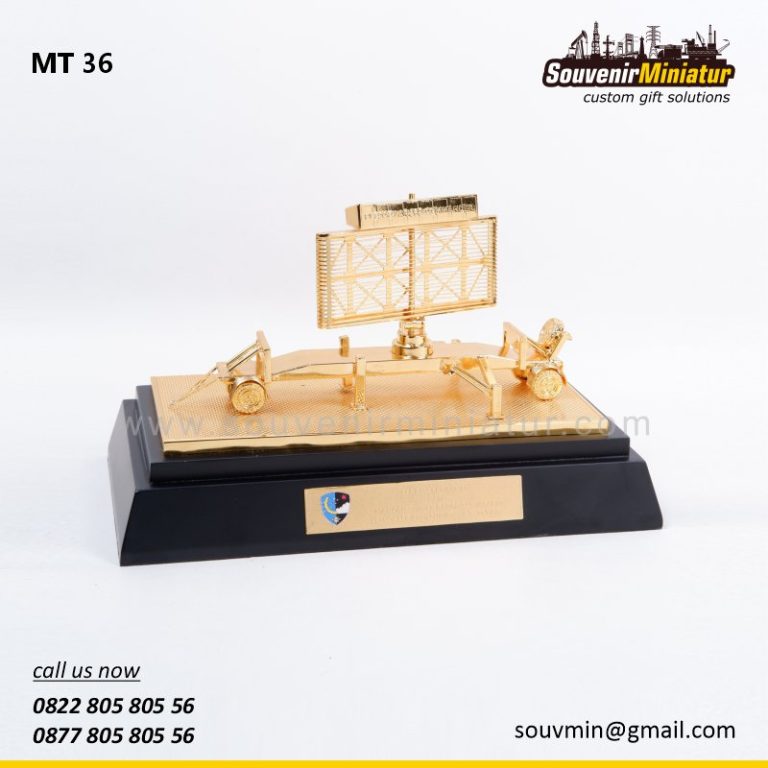 Miniatur Radar Plessey AR 325 Commander